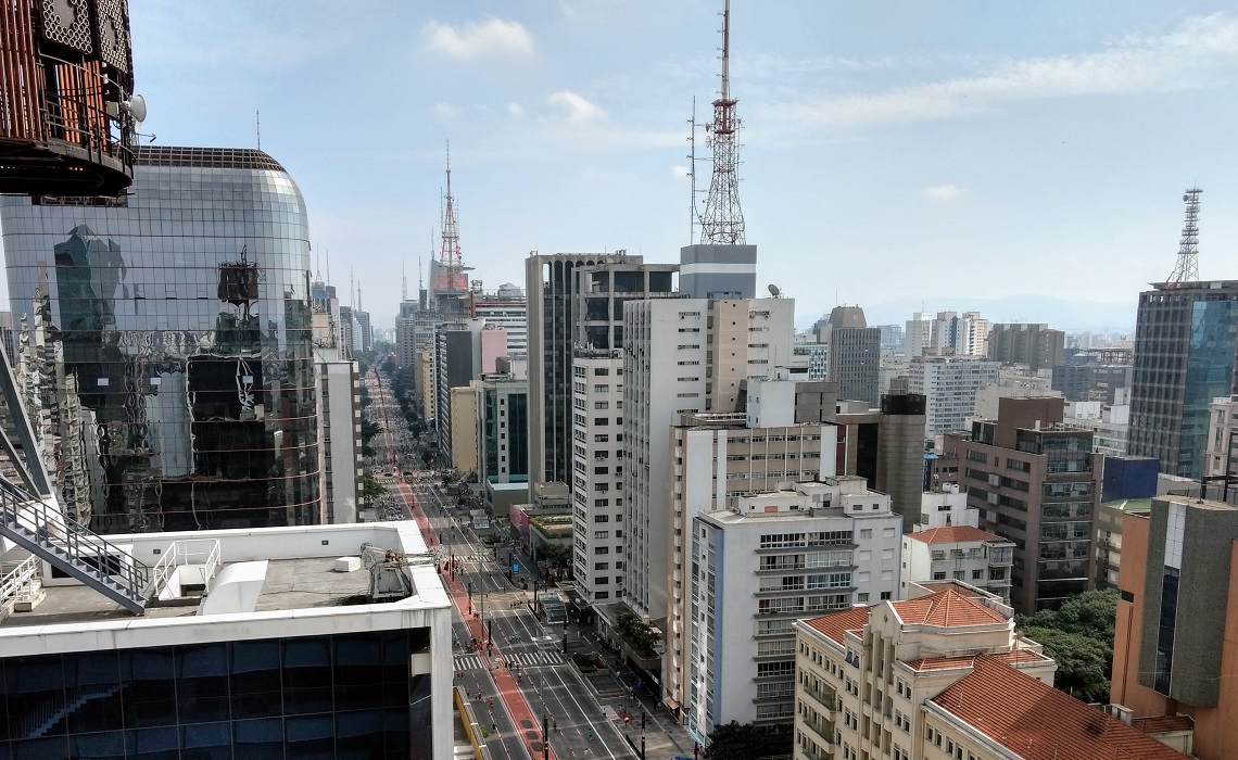 Setor imobiliário deve impulsionar economia em 2020, diz Folha ...