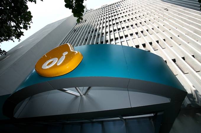 Oi (OIBR3, OIBR4) recebe nova proposta de Tim, Claro e Telefônica