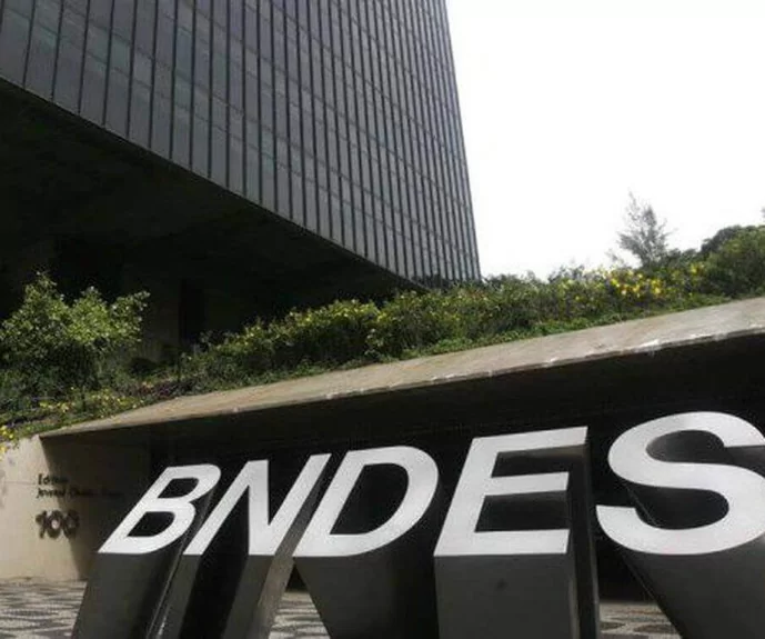 BNDES capta US$ 100 milhões para financiar energia eólica no Brasil