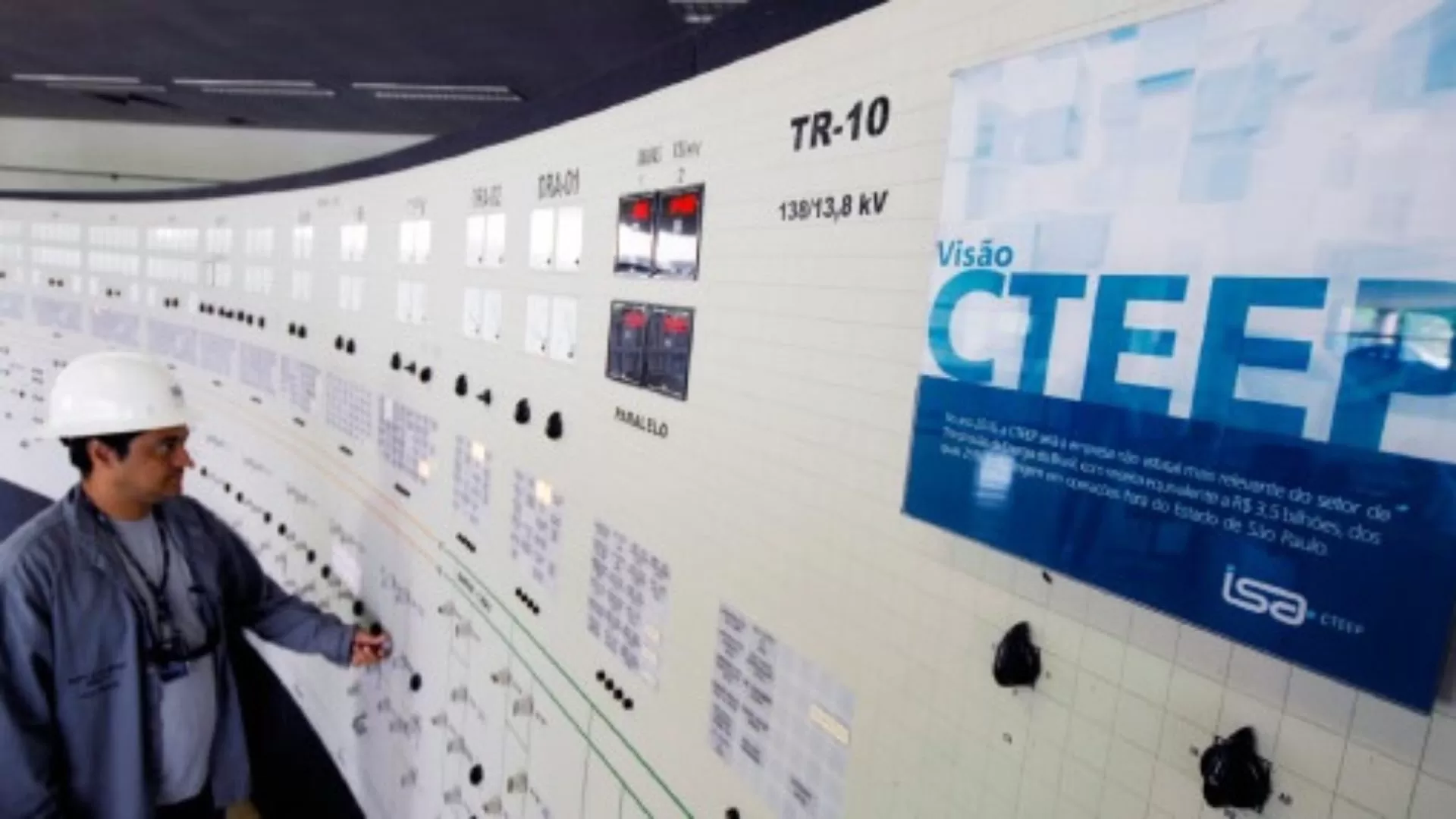 Isa Cteep (TRPL4) pagará R$ 700 milhões em debêntures